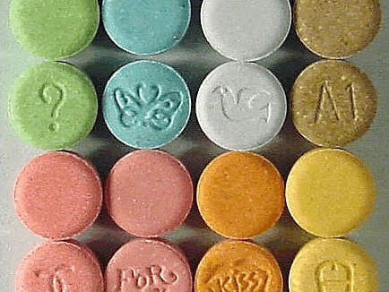 Ecstasy Effects, Toxicity and Death, MDMA Overdose Symptoms - Healthhype