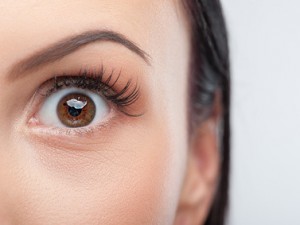 Causes of Droopy Eyes and Ptosis - Healthhype